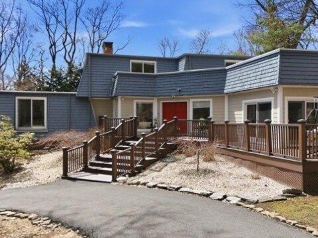 4 bedroom, Franklin Lakes NJ 07417 104758929