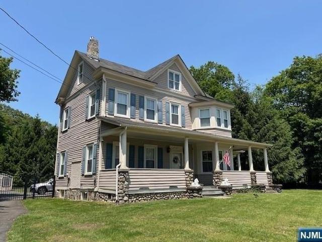 4 bedroom, Franklin Lakes NJ 07417 104849697