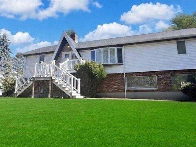 4 bedroom, Franklin MA 02038 102633307