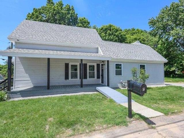 4 bedroom, Franklin NH 03235 103969015