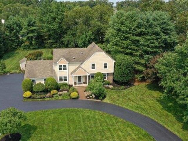 4 bedroom, Freehold NJ 07728 104654373