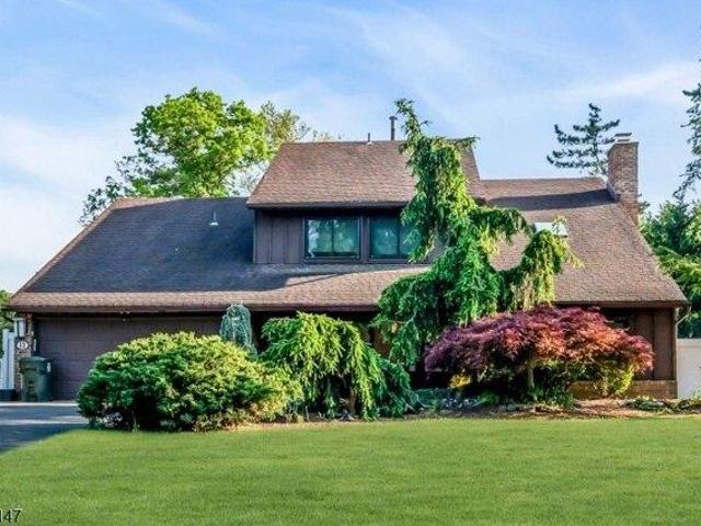 4 bedroom, Freehold NJ 07728 LS102762142