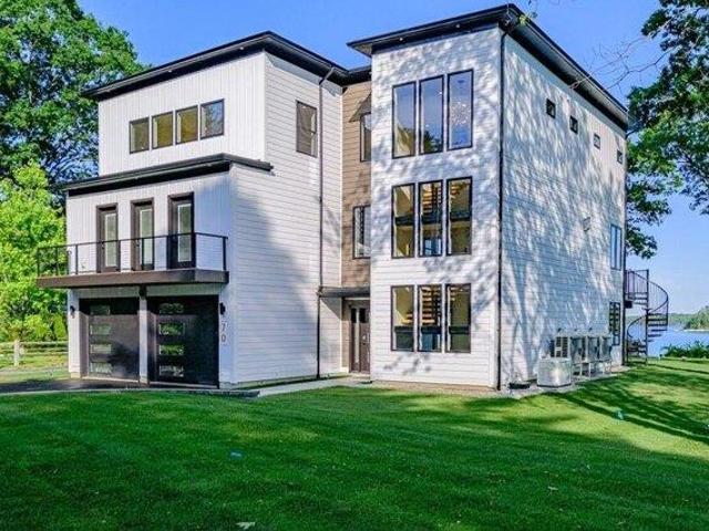 4 bedroom, Freeport ME 04032 104715892