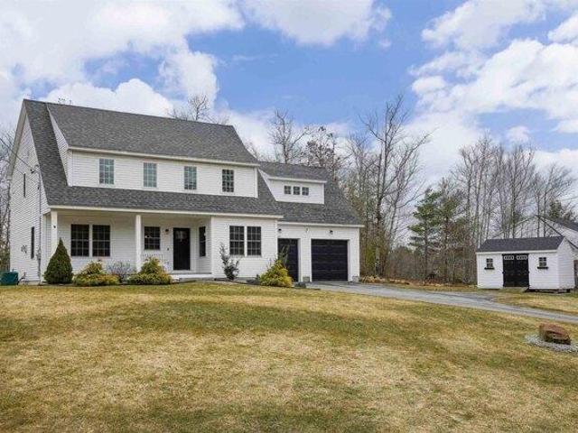 4 bedroom, Fremont NH 03044 101999953