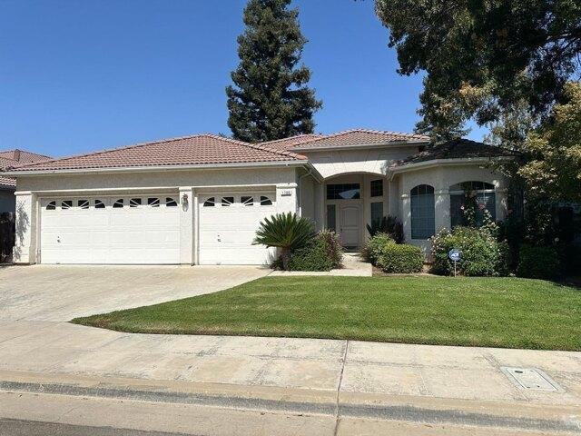 4 bedroom, Fresno CA 93720 89512821