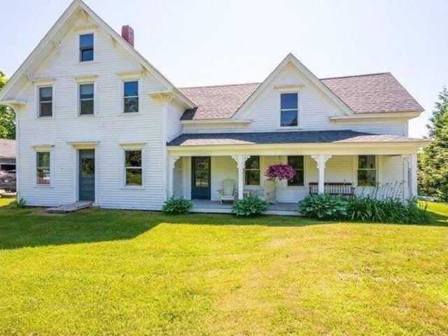 4 bedroom, Friendship ME 04547 104789382