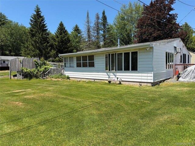 4 bedroom, Kauneonga Lake NY 12749 103628008
