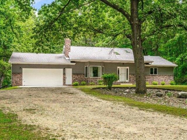 4 bedroom, Kalamazoo MI 49009 LS96097574