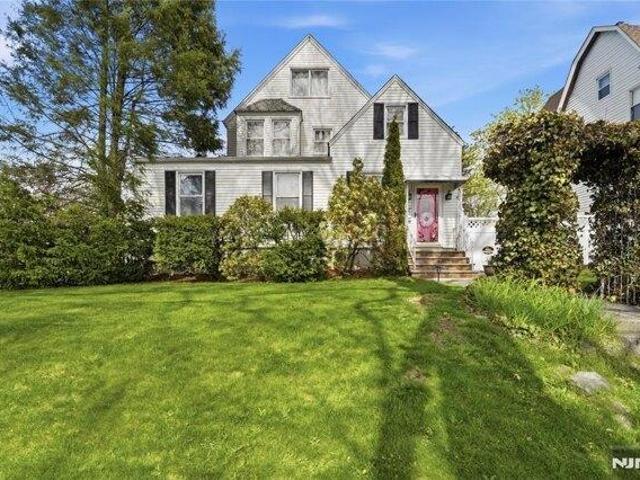 4 bedroom, Kearny NJ 07032 101706038