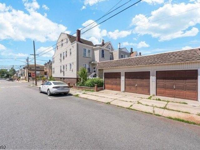 4 bedroom, Kearny NJ 07032 105124539
