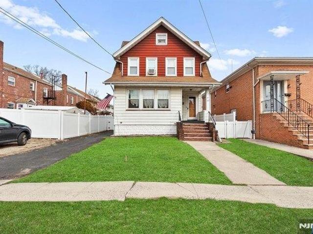 4 bedroom, Kearny NJ 07032 88052116