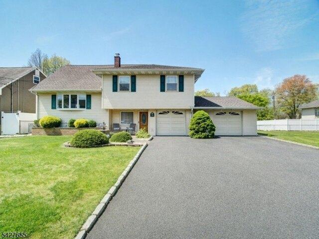 4 bedroom, Kenilworth NJ 07033 102317800