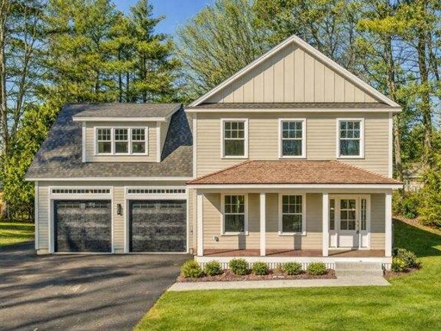 4 bedroom, Kennebunk ME 04043 104808544