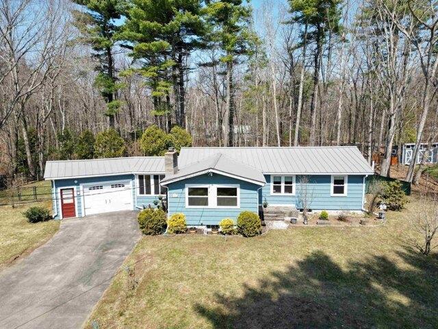 4 bedroom, Kingston NH 03848 102118574