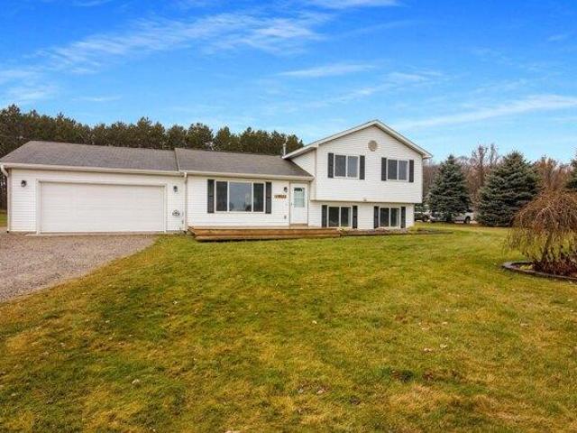 4 bedroom, Kingsley MI 49649 96832142