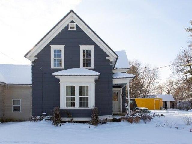 4 bedroom, Houlton ME 04730 102258227