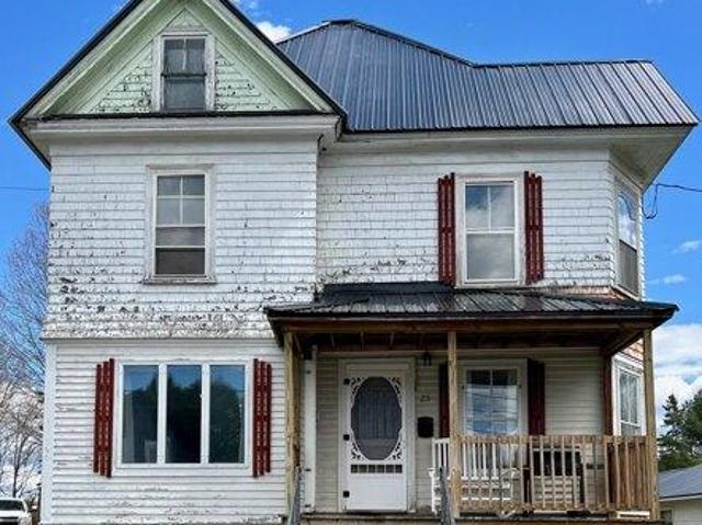 4 bedroom, Houlton ME 04730 LS102707990