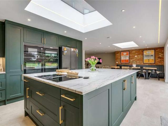 4 Bedroom House