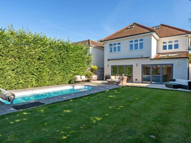 4 Bedroom House