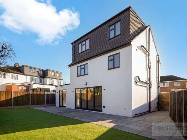 4 Bedroom House