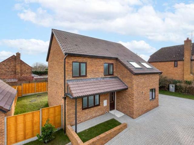 4 Bedroom House