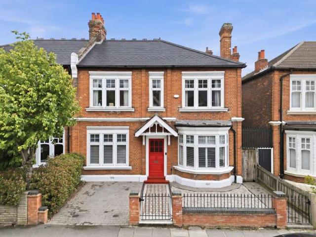 4 Bedroom House