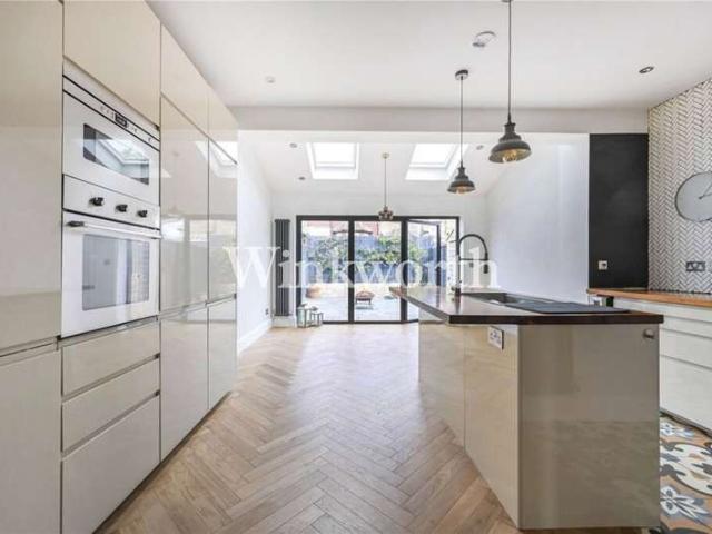 4 Bedroom House