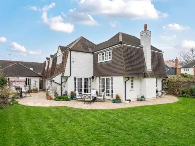 4 Bedroom House