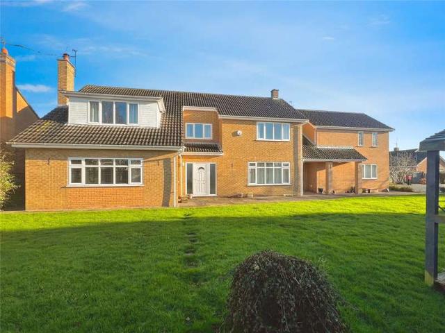 4 Bedroom House