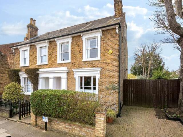 4 Bedroom House