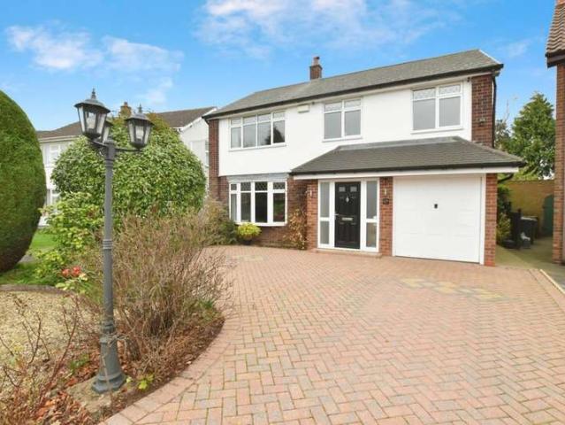4 Bedroom Detached House