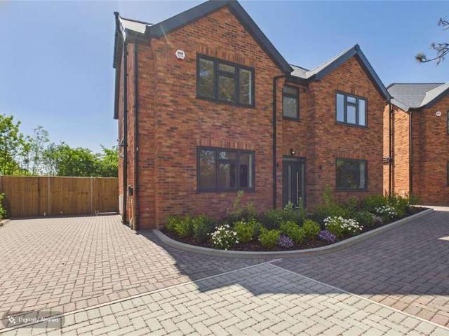 4 Bedroom House