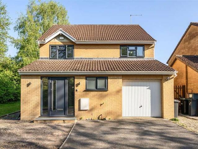 4 Bedroom Detached House