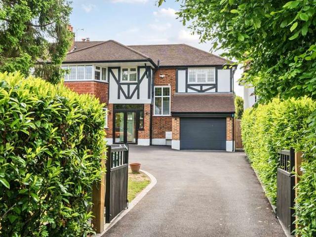 4 Bedroom House