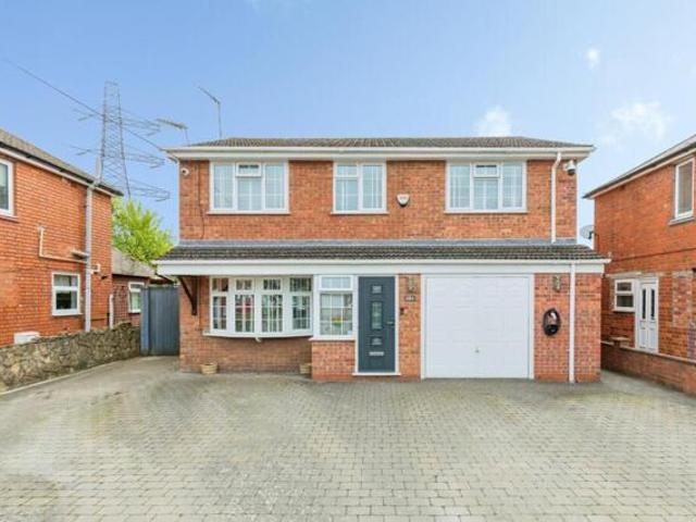 4 Bedroom House Coventry Coventry 101931606