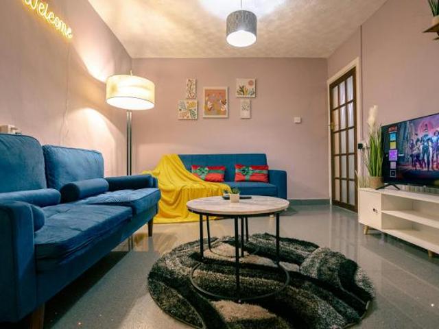 4 Bedroom House Coventry Coventry 86052746