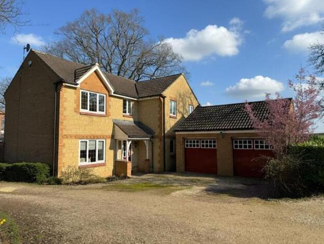 4 Bedroom House Coalpit Heath South Gloucestershire LS101676486