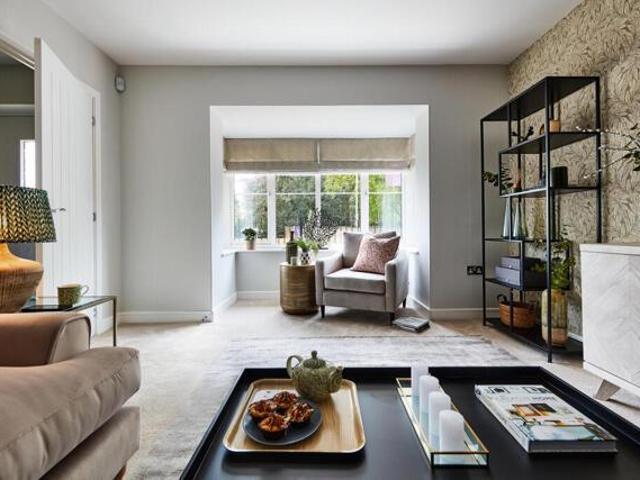 4 Bedroom House Codicote Codicote LS101059871