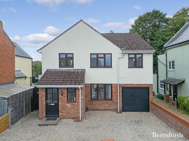 4 Bedroom House Colchester Essex 98612333
