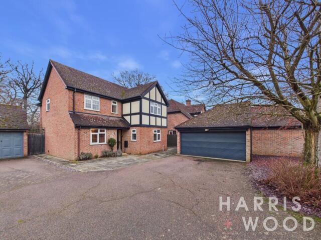 4 Bedroom House Colchester Essex LS100579118