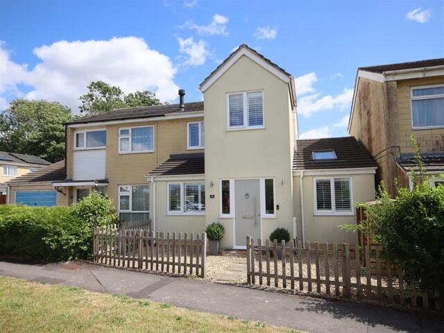 4 Bedroom House Colerne Wiltshire 100917719