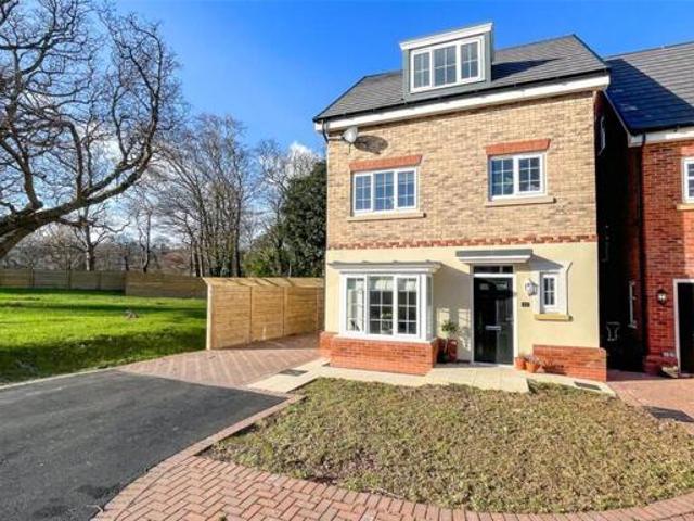 4 Bedroom House Conwy Conwy 100881603