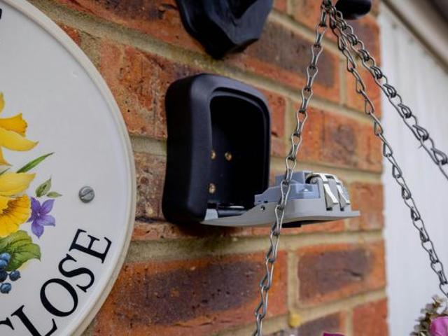 4 Bedroom House Corby Corby 75946647