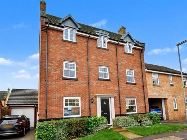 4 Bedroom House Corby Northamptonshire 98612266