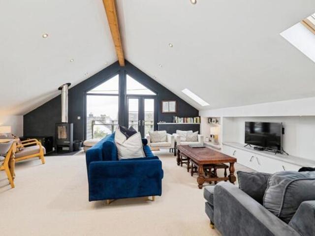 4 Bedroom House Cornwell Cornwall 101677274