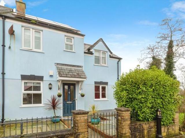 4 Bedroom House Cornwell Cornwall 99315395