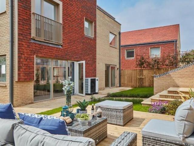 4 Bedroom House Cambridge Cambridge 101677400