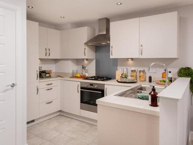 4 Bedroom House Cambridge Cambridgeshire 100733550