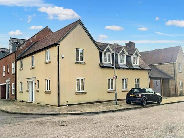 4 Bedroom House Cambridgeshire Cambridgeshire 101100165