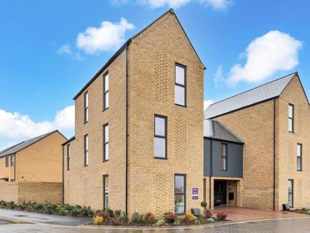 4 Bedroom House Cambridgeshire Cambridgeshire LS100398330